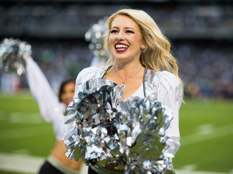 Oakland Raiderettes Photos from Week 7 – Ultimate Cheerleaders