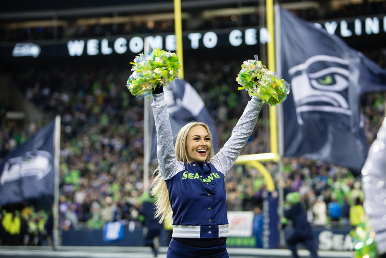 Seattle Seahawks – Ultimate Cheerleaders