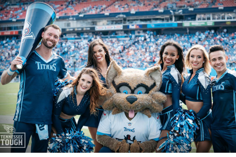 Tennessee Titans – Ultimate Cheerleaders